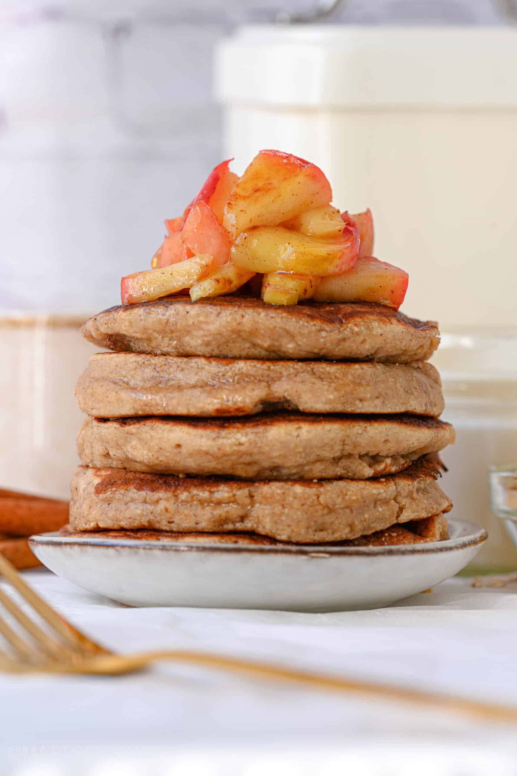 Healthy Apple Pancakes