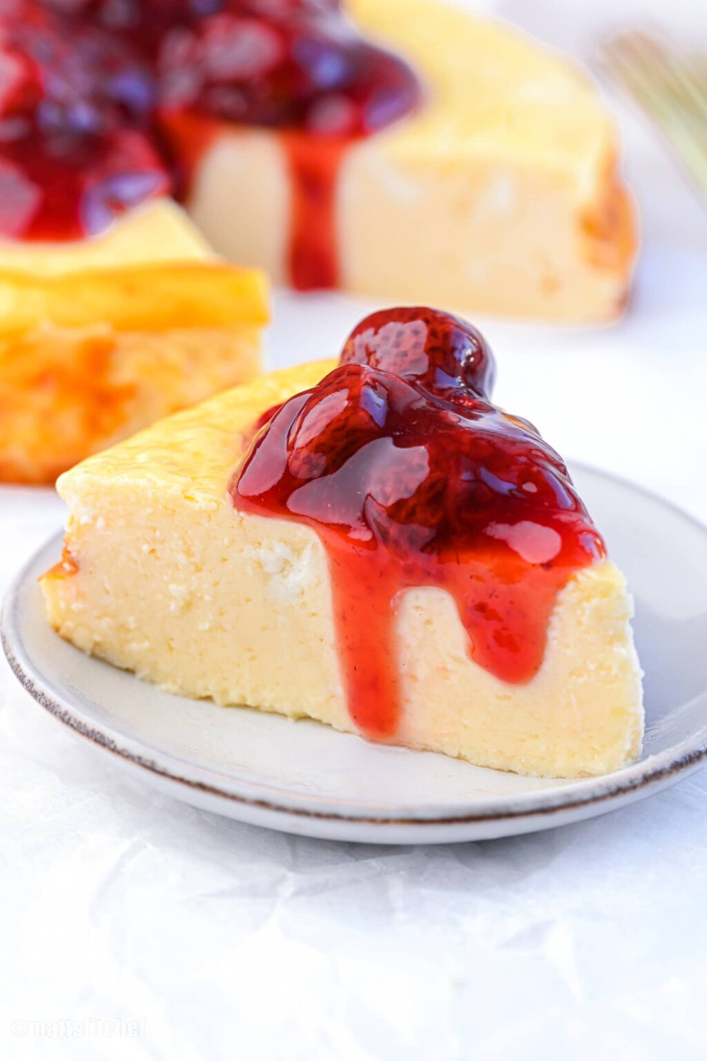 Easy Protein Cheesecake {89 Calories}