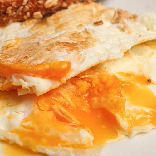 How to Make Perfect Over Easy Eggs