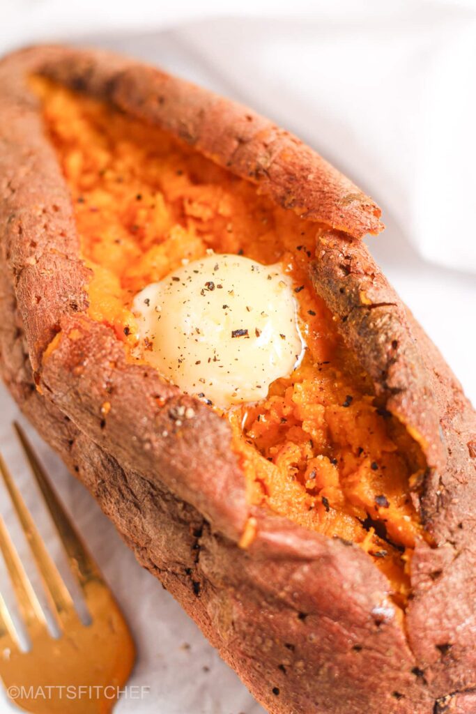 How to Microwave Sweet Potato {5 Minute Recipe}