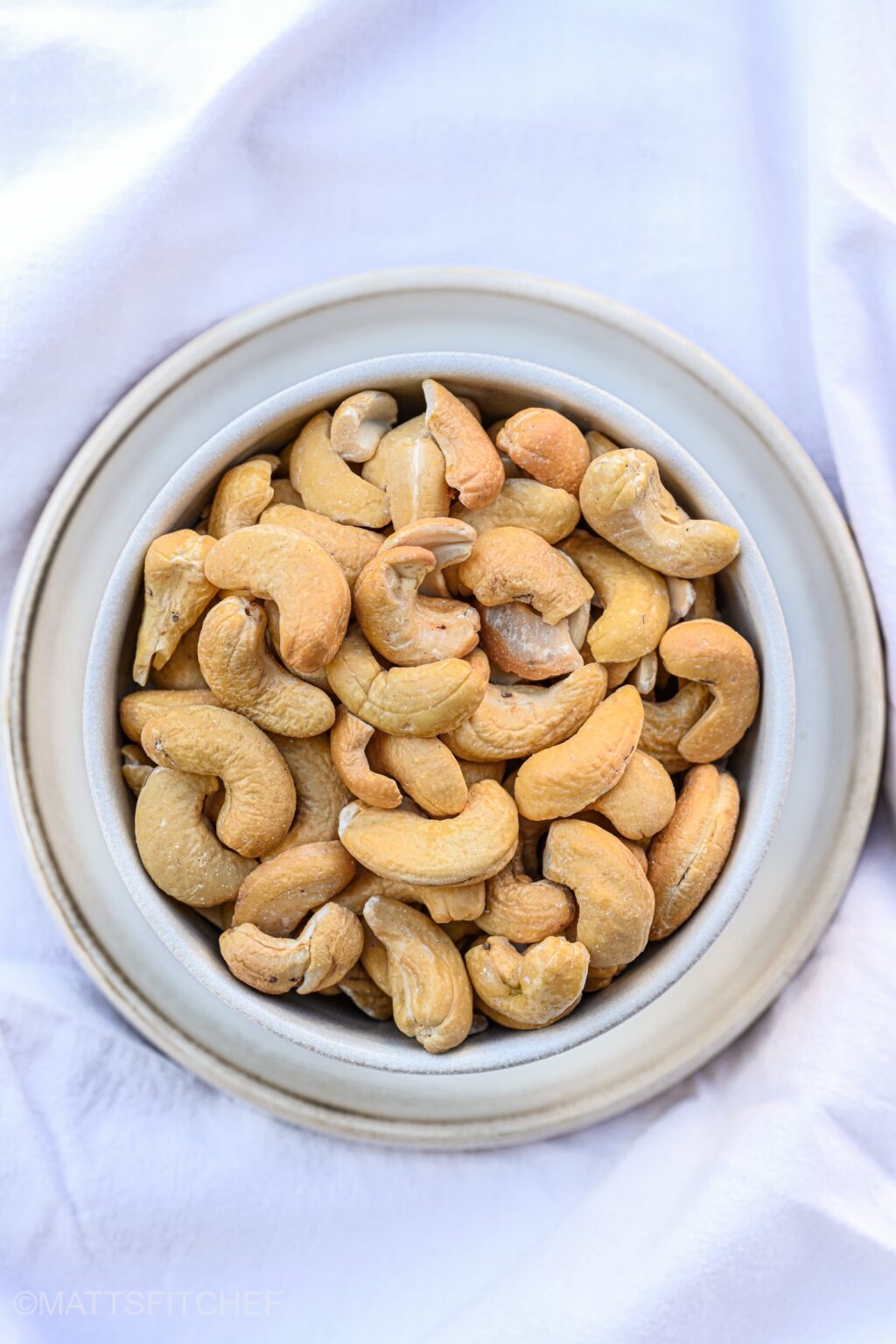 How to Make Roasted Cashews - 4 Ways