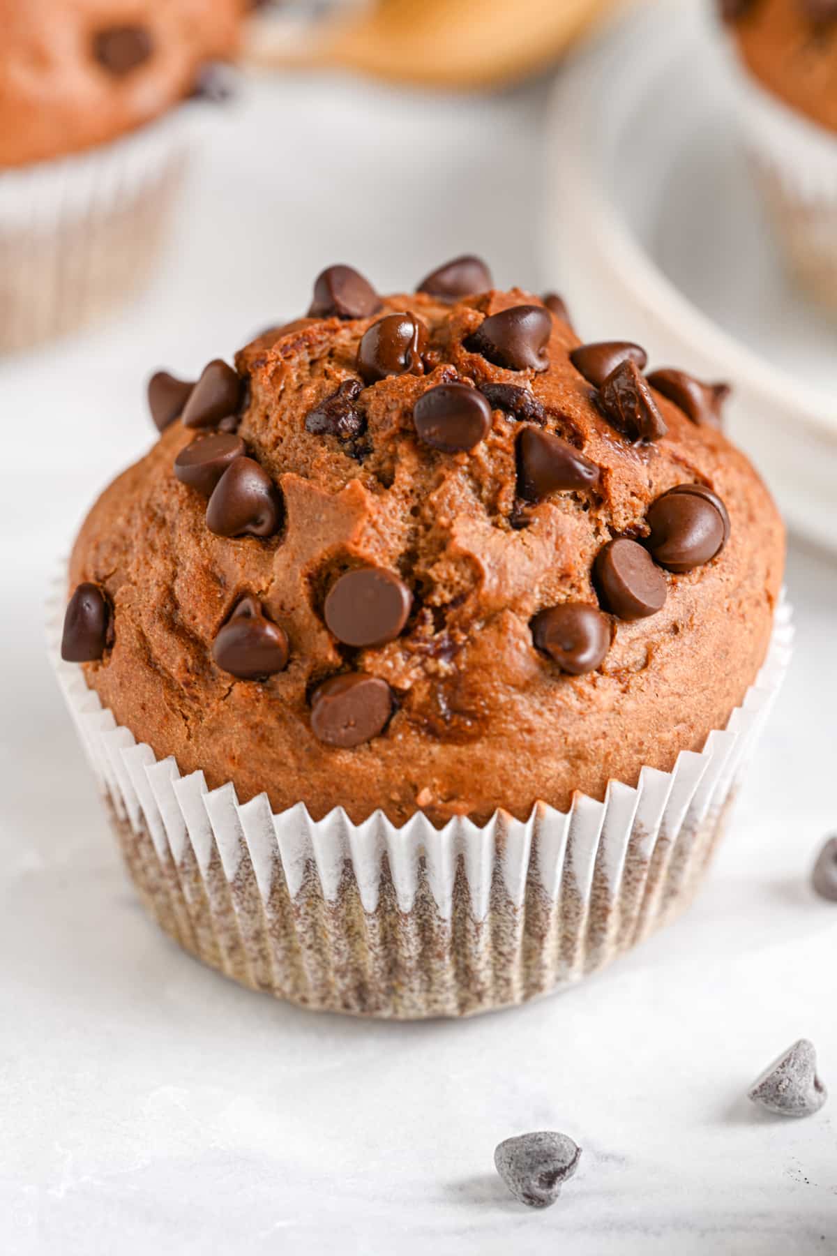 Best Healthy Chocolate Chip Muffins {Easy Recipe}