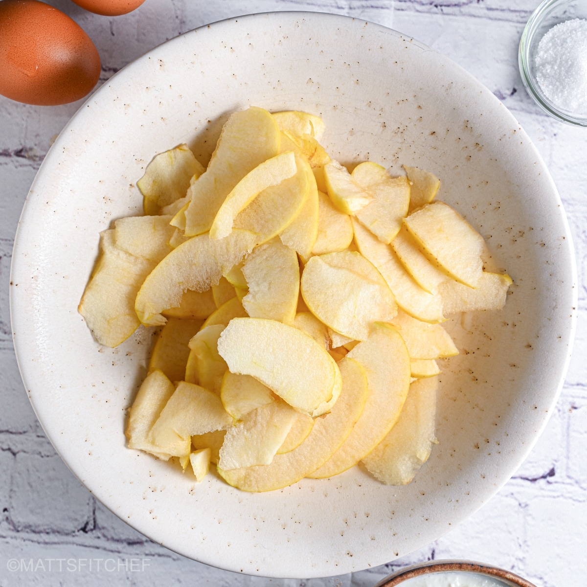 3 Ingredient Invisible Apple Cake {Flourless & Sugar-free}