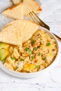 How to Make Fluffy Microwave Scrambled Eggs in 2 Minutes