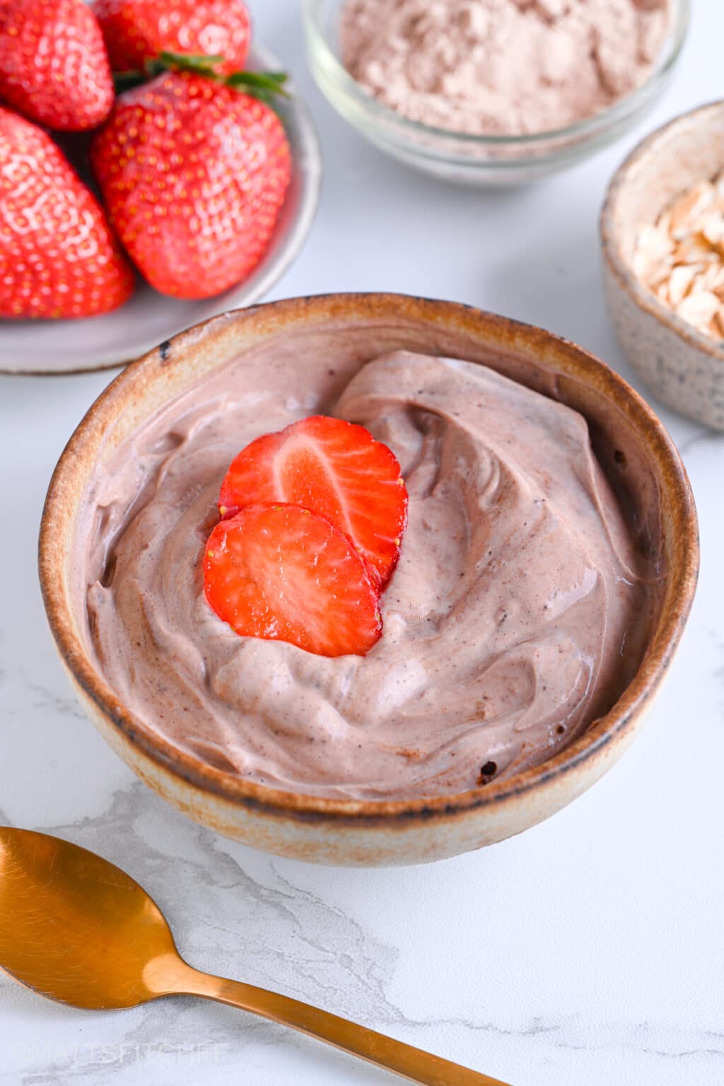 How to Mix How to Mix Greek Yogurt and Protein Powder? 49g Protein Recipe