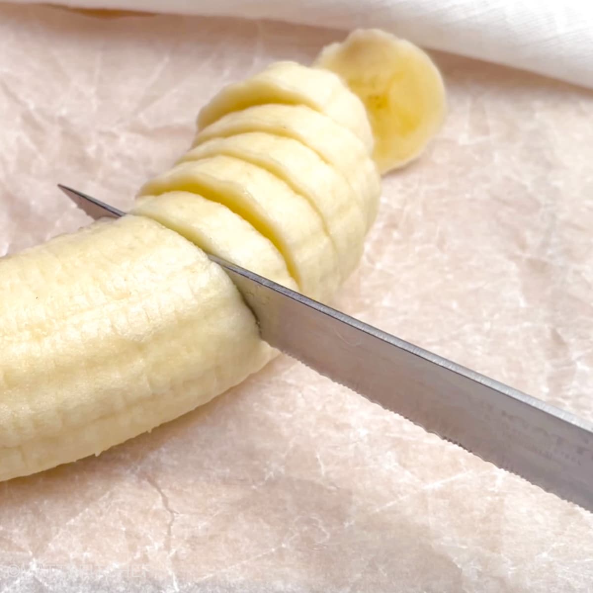 Chocolate PB Peanut Butter Banana Bites {Easy & Healthy}